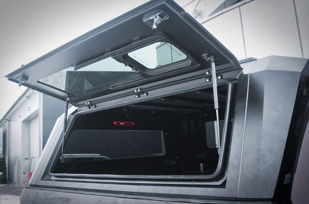 Zabudowa RSI Smartcap Evo Sport EV1000-MB -RAM 1500 5,7 ft (2019 ...